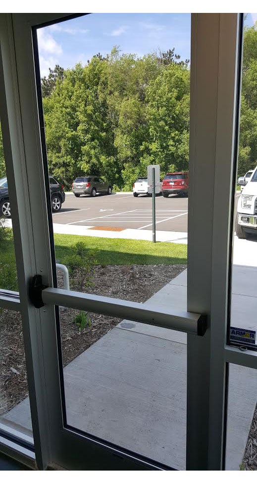 DOR-O-MATIC Concealed Vertical Rod 1690 EO